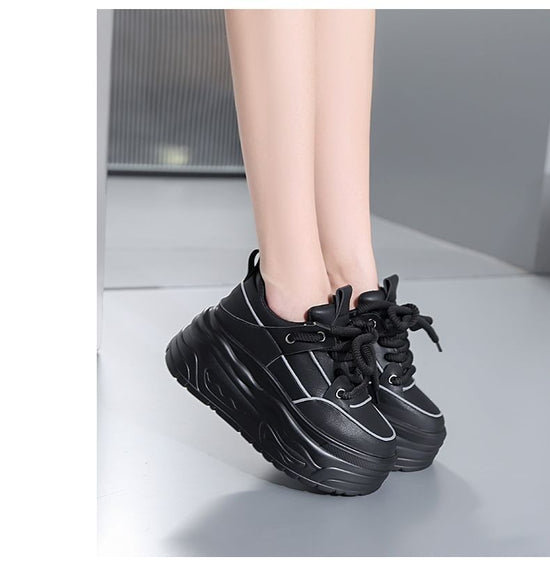 Lace-Up Platform Sneakers – Wonderland Case