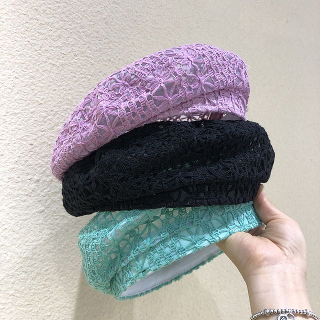 Cutout Embroidered Beret – Wonderland Case