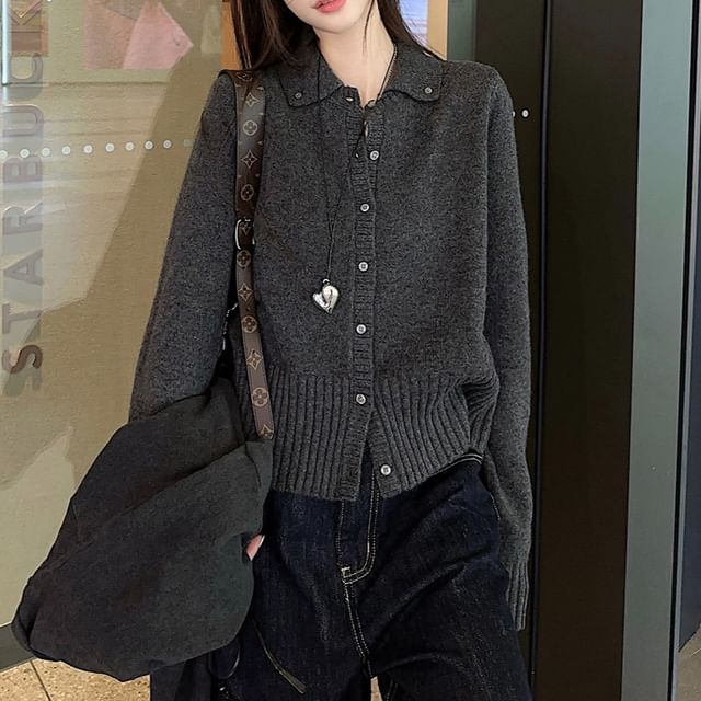 Collared Plain Cardigan – Wonderland Case